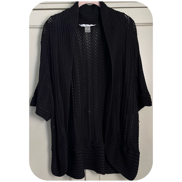 Peter Nygard | Sweaters | Plus Nygard Black Short Sleeve Sweater | Poshmark